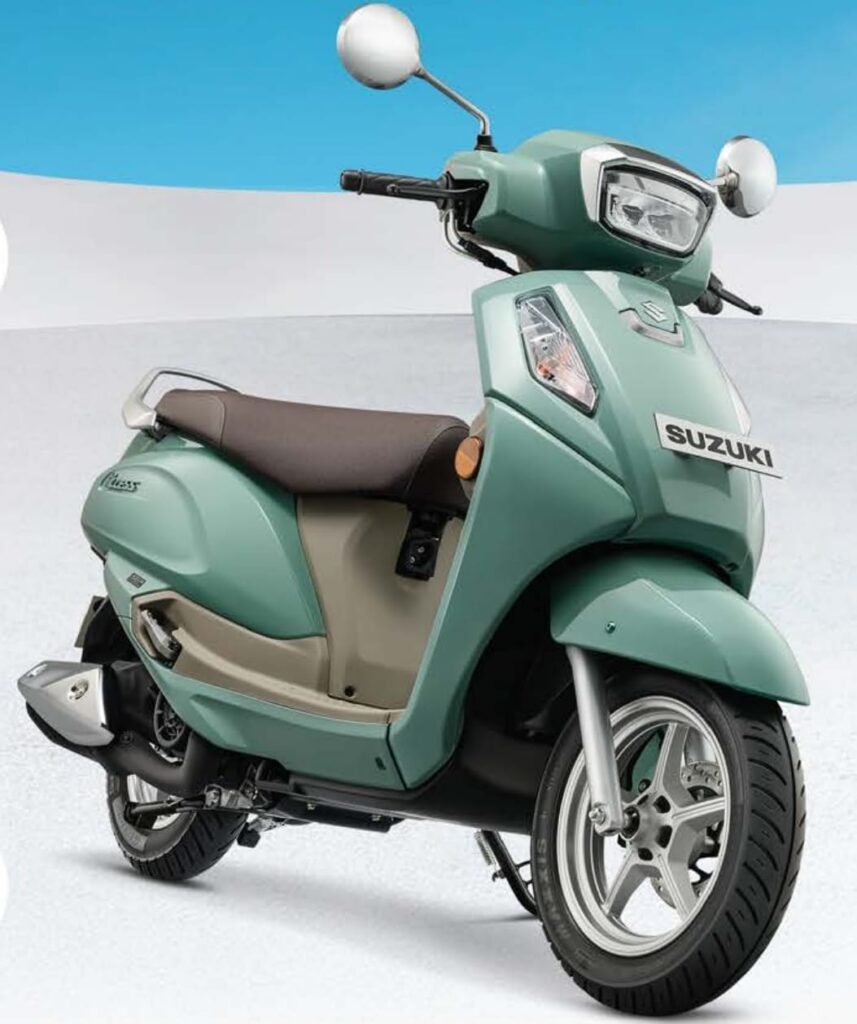 Access 125 Scooty-check Price Mileage Feature Image-Bikeinfo